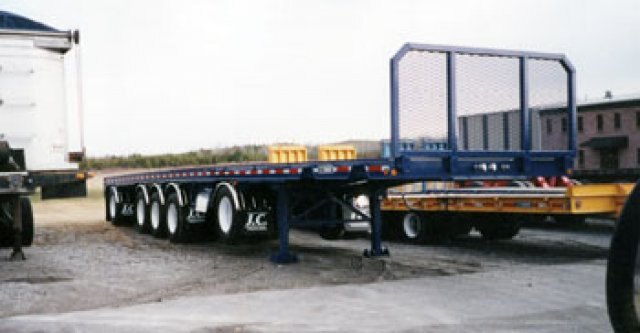 J.C. 5 axle flatbed trailer c/w headboard | All North Truck Centre ...
