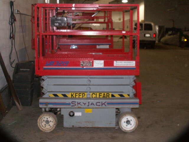 SJ 3219 Skyjack | Scissor Lifts, Boom Lifts, manlift rental, Genie ...