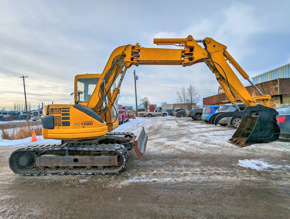1995 Komatsu PC75UU-2 Hydraulic Excavator | E1-0529 | Alaskan Equipment ...