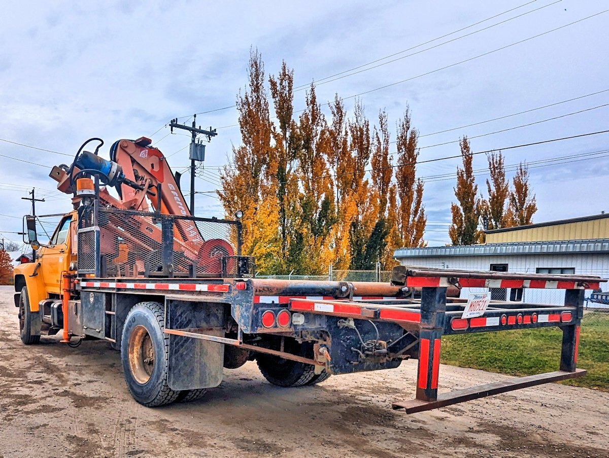1993 Ford F800 S/A Ferrari 147 Picker Deck Truck | S3-6760 | Alaskan ...