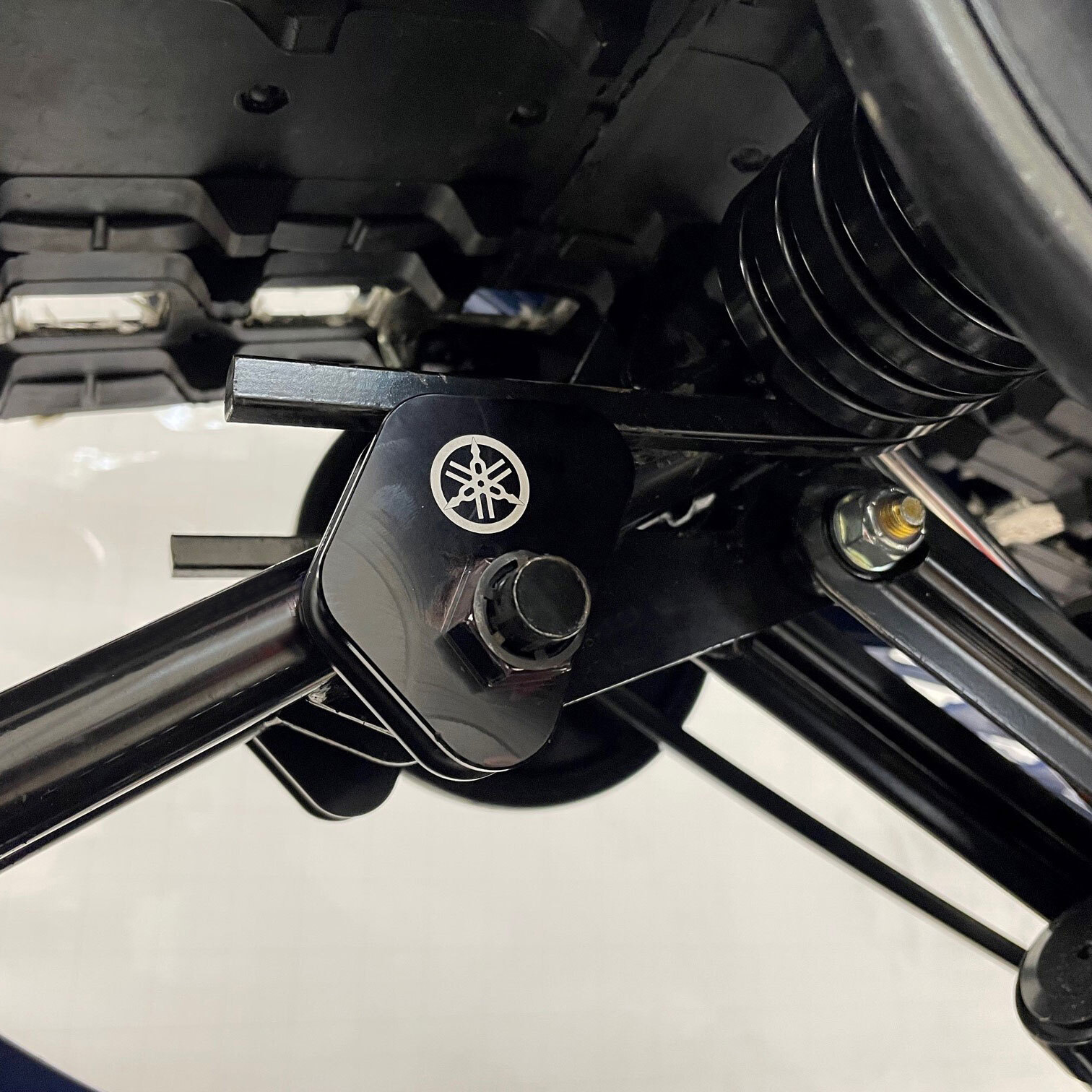 Billet Suspension Adjustment Blocks | SMA-8JP39-BL-10 | Call 613-257 ...