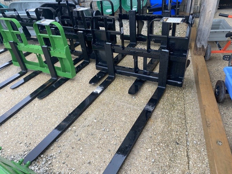 HLA 7500lb Backhoe Pallet Forks Cat IT, Case and John Deere | 727 ...