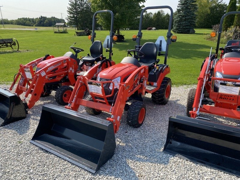 Brand New KIOTI CS2520 TRACTOR