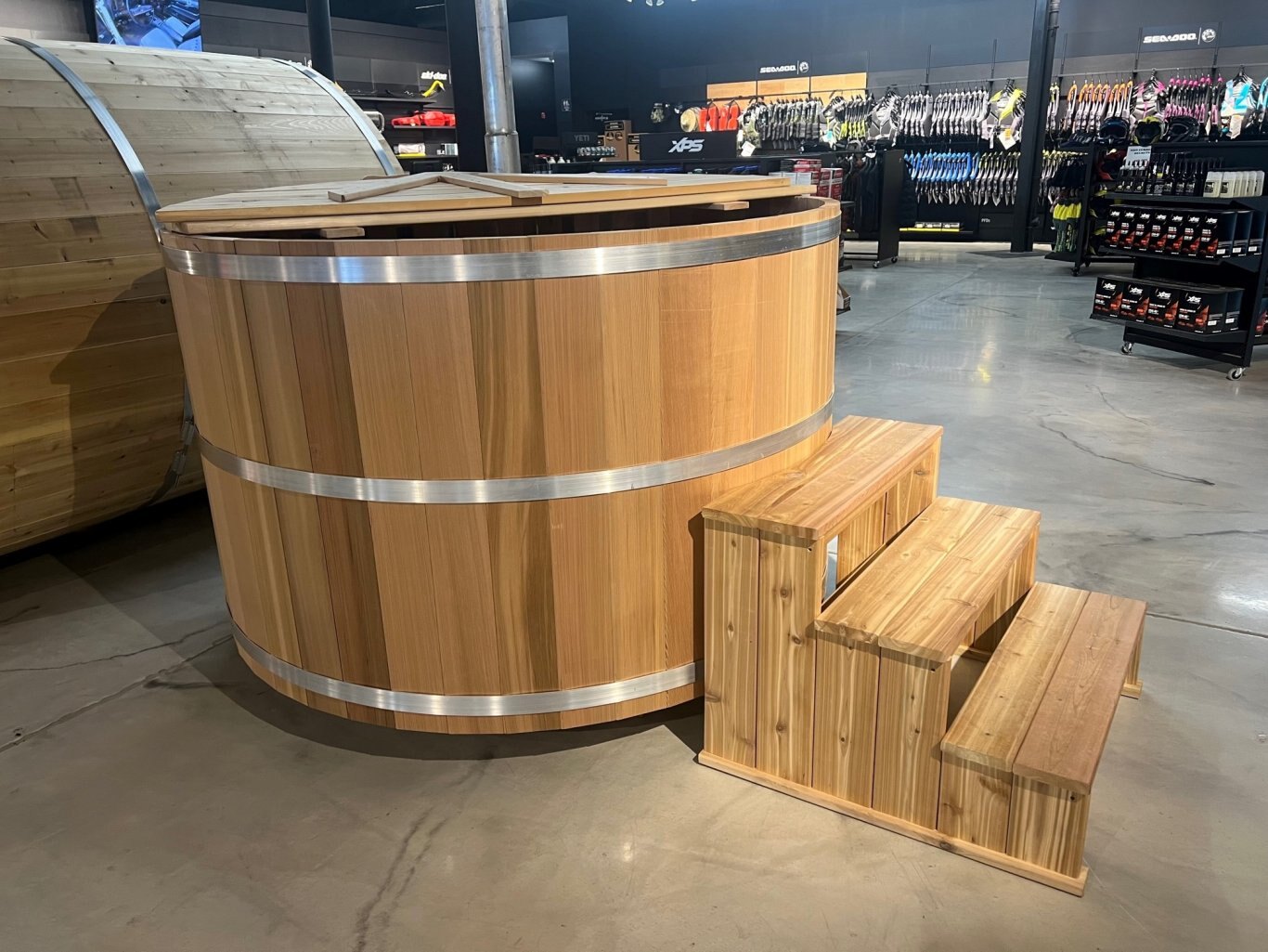 Cedar Hot Tub | Power Sports & Watersports Dealer - Northshore Sports ...