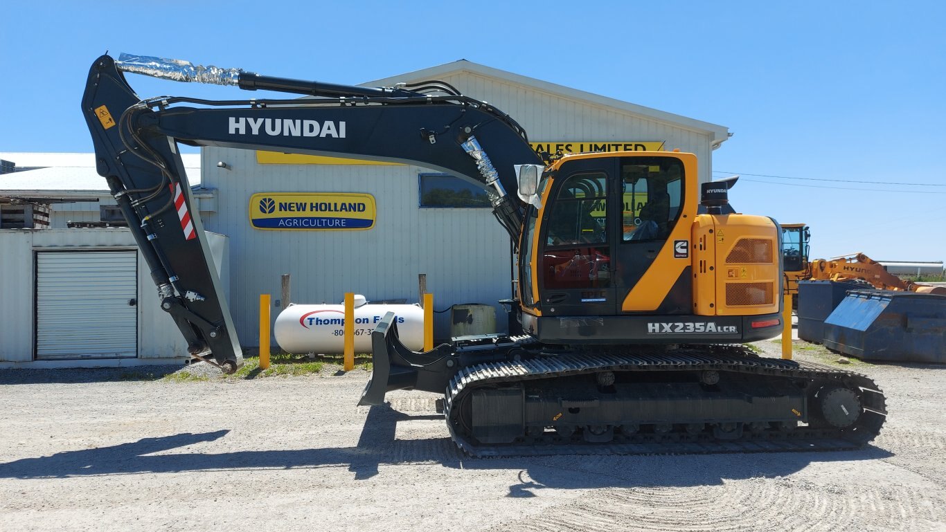 Hyundai HX235A LCRD | Bob Mark Equipment Sales & Rentals, Lindsay (705 ...