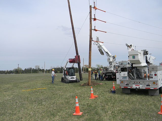 Pole Setter - EZ SPOT UR - HD | Shaw Brother Attachments - Shipping to ...