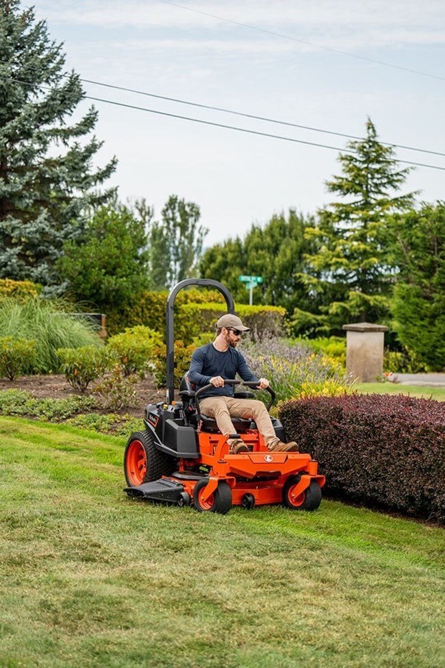 New! Kubota Z252 Zero-Turn Lawnmower | N/A | WEAGANT FARM SUPPLIES ...