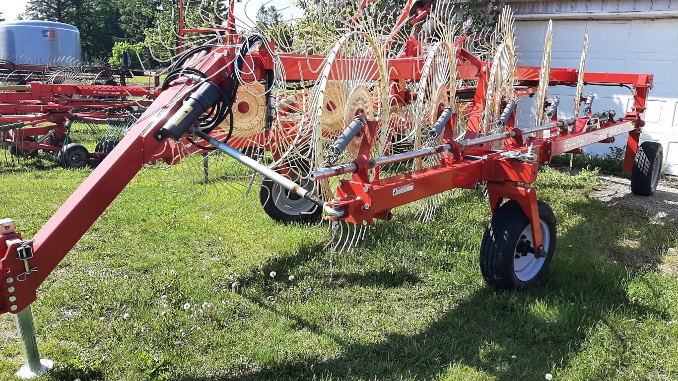 2022 FARM KING RE10FK 10 WHEEL MOUNTED RAKE | 24284 | Smith's FARM ...