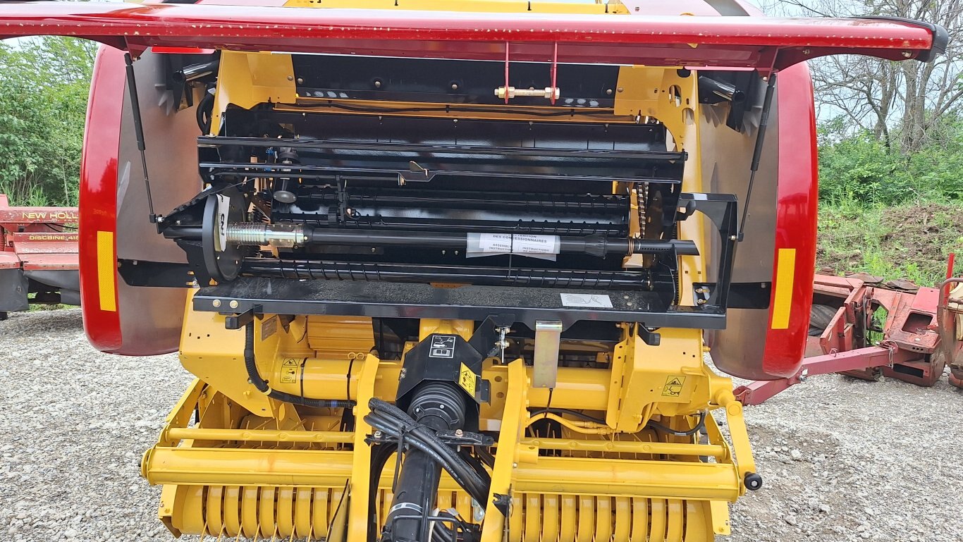 2024 RB450 ROUND BALER | 25110 | Smith's FARM EQUIPMENT, New Holland ...