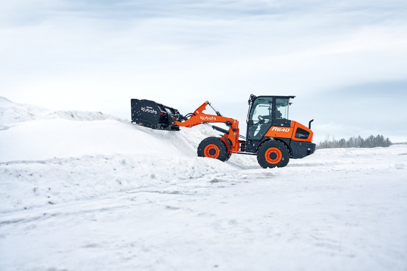 Kubota R640 Wheel Loader | Callaghan Farm Supply - Home