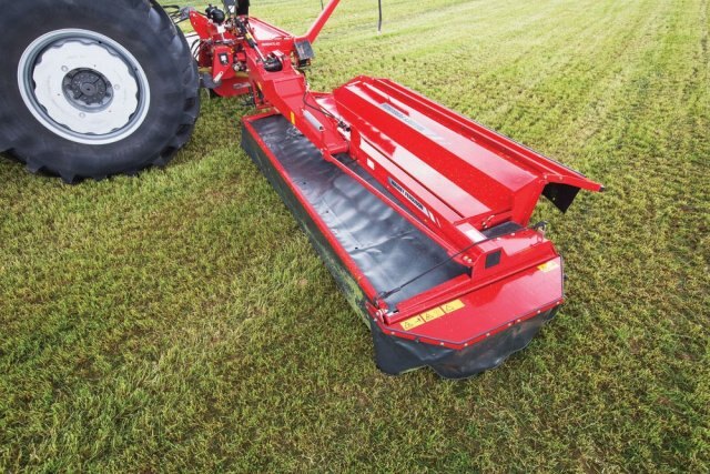 Massey Ferguson DM Series Triple Mowers