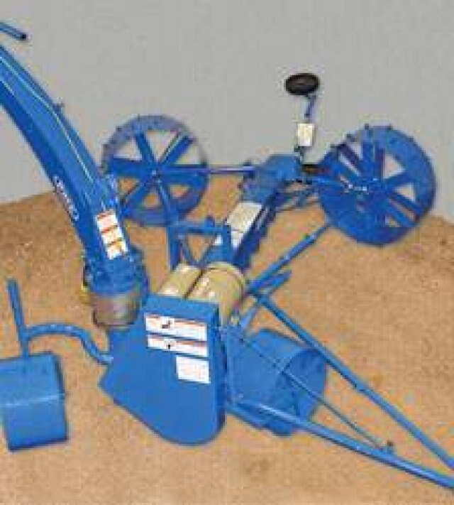 Patz 98C Surface Drive Silo Unloader | Embro Farm Systems - Embro ...