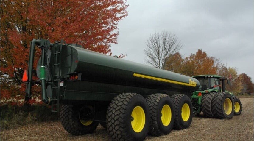Husky Tri Axle 27500L /7200G | Embro Farm Systems - Embro Ontario, AG ...