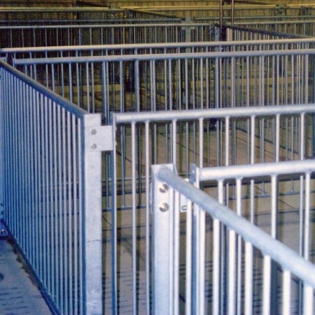 Canarm Spindle Penning Systems | Embro Farm Systems - Embro Ontario, AG ...