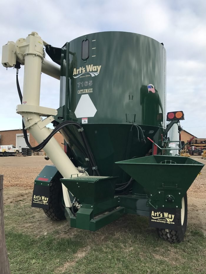 Arts Way 6140 CATTLEMAXX | Embro Farm Systems - Embro Ontario, AG equipment