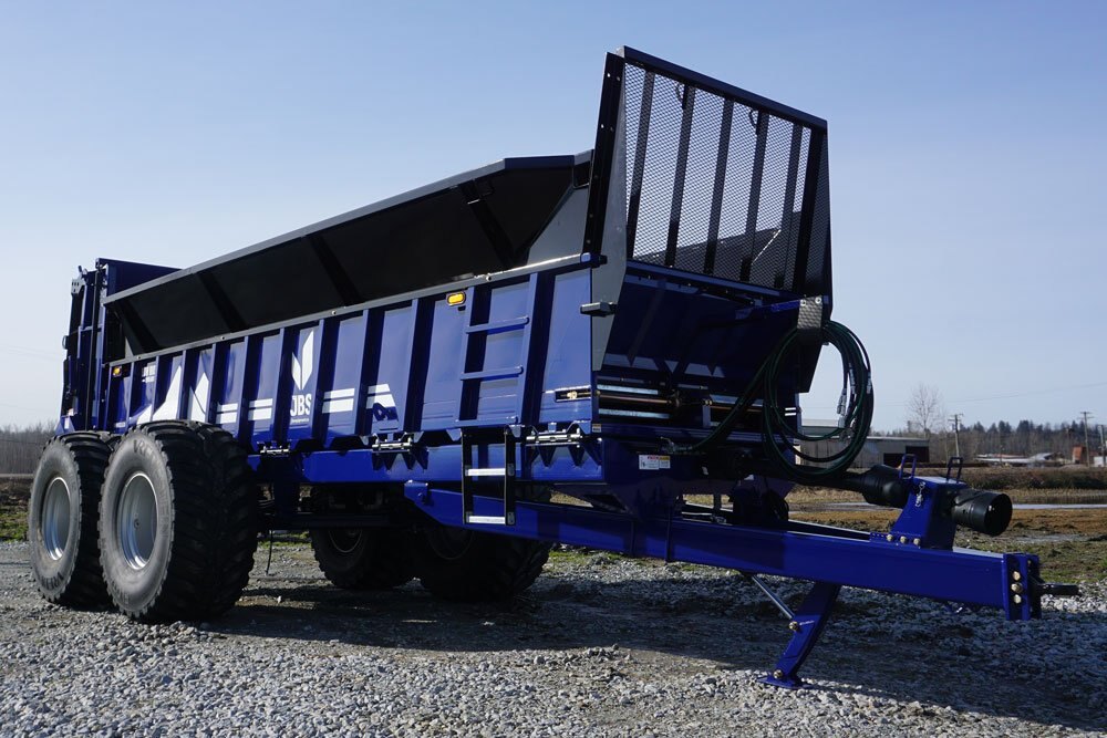 JBS Low Rider Manure Spreader | Embro Farm Systems - Embro Ontario, AG ...