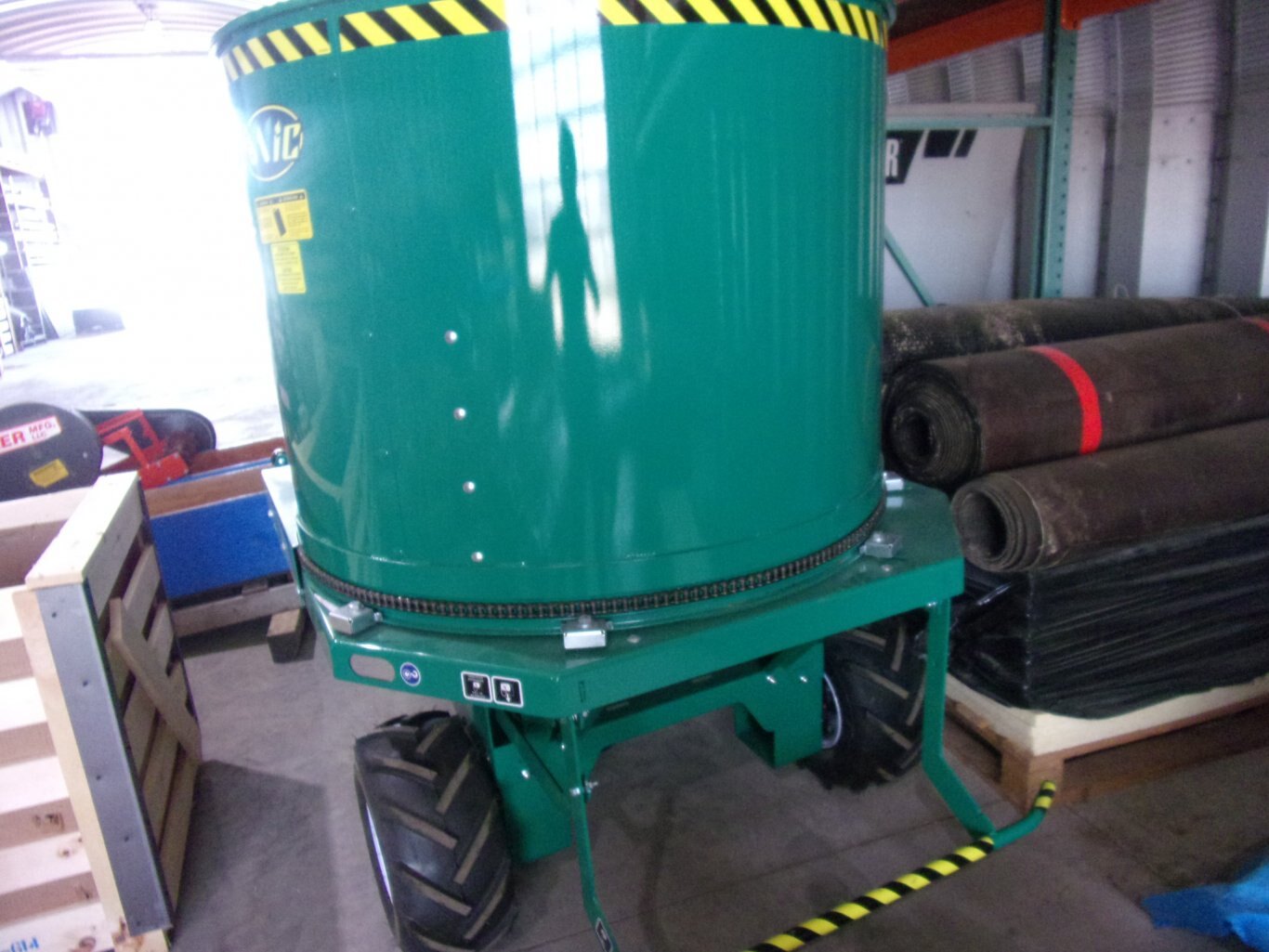 Wic Bedding Chopper | Embro Farm Systems - Embro Ontario, AG equipment