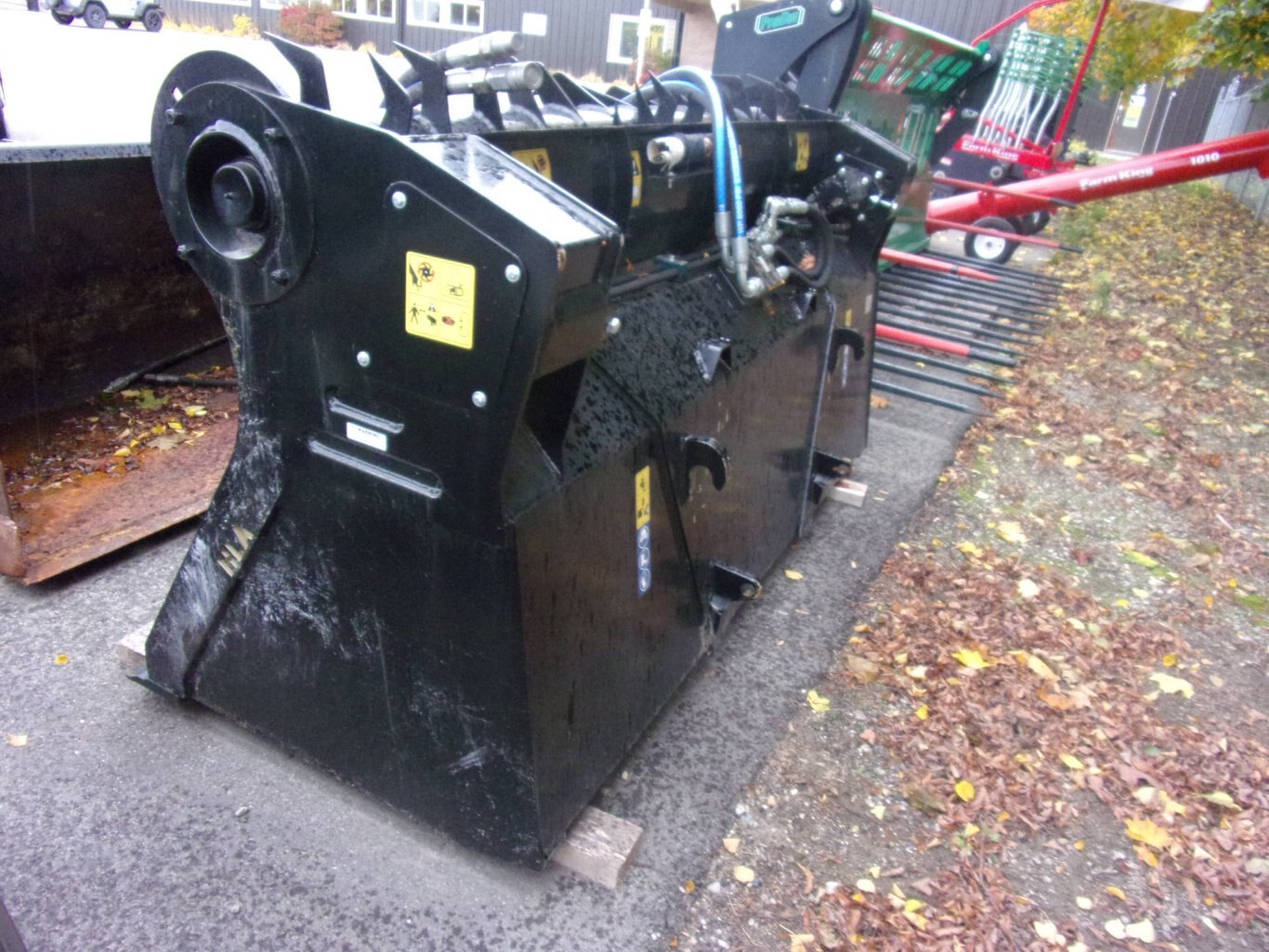 HLA Bucket Attachment w/ Defacer | Embro Farm Systems - Embro Ontario ...