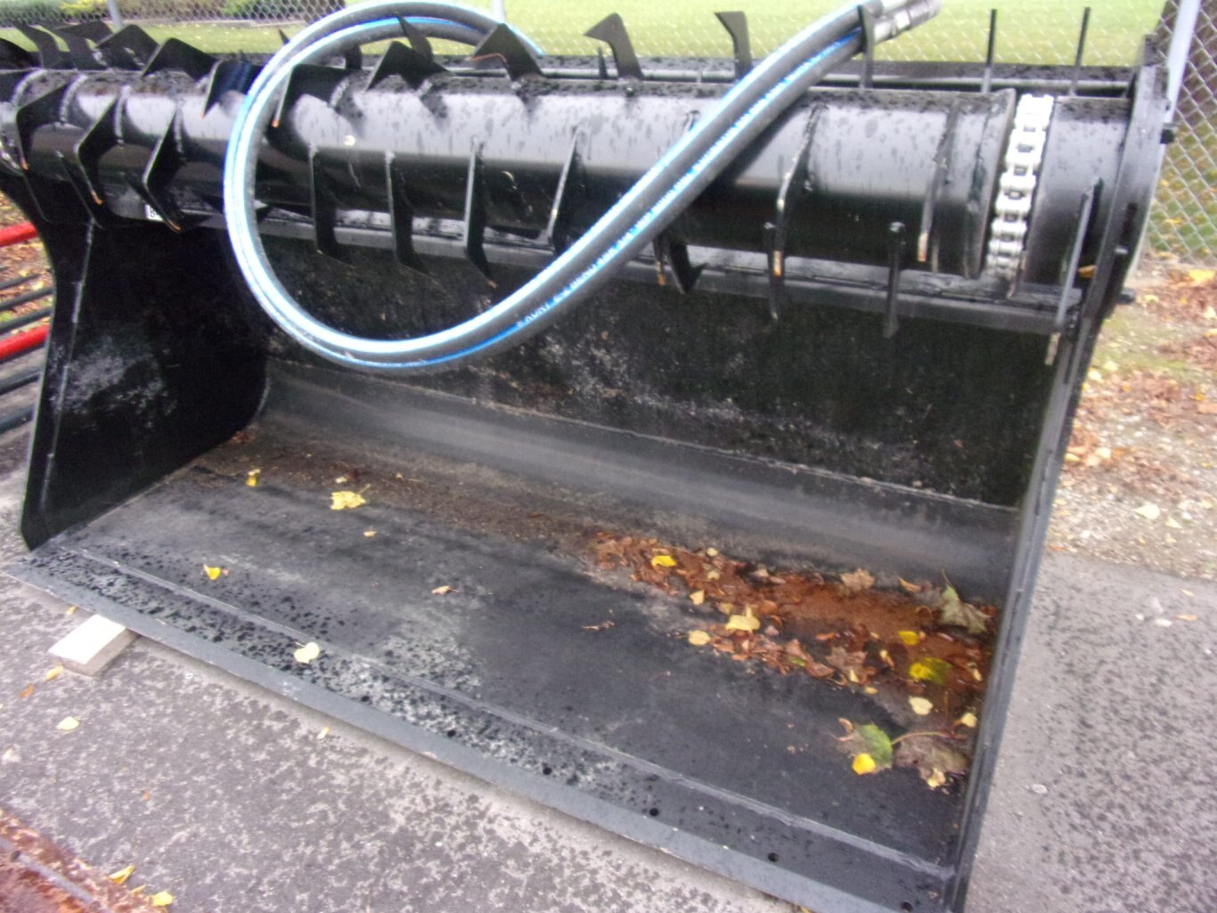 HLA Bucket Attachment w/ Defacer | Embro Farm Systems - Embro Ontario ...