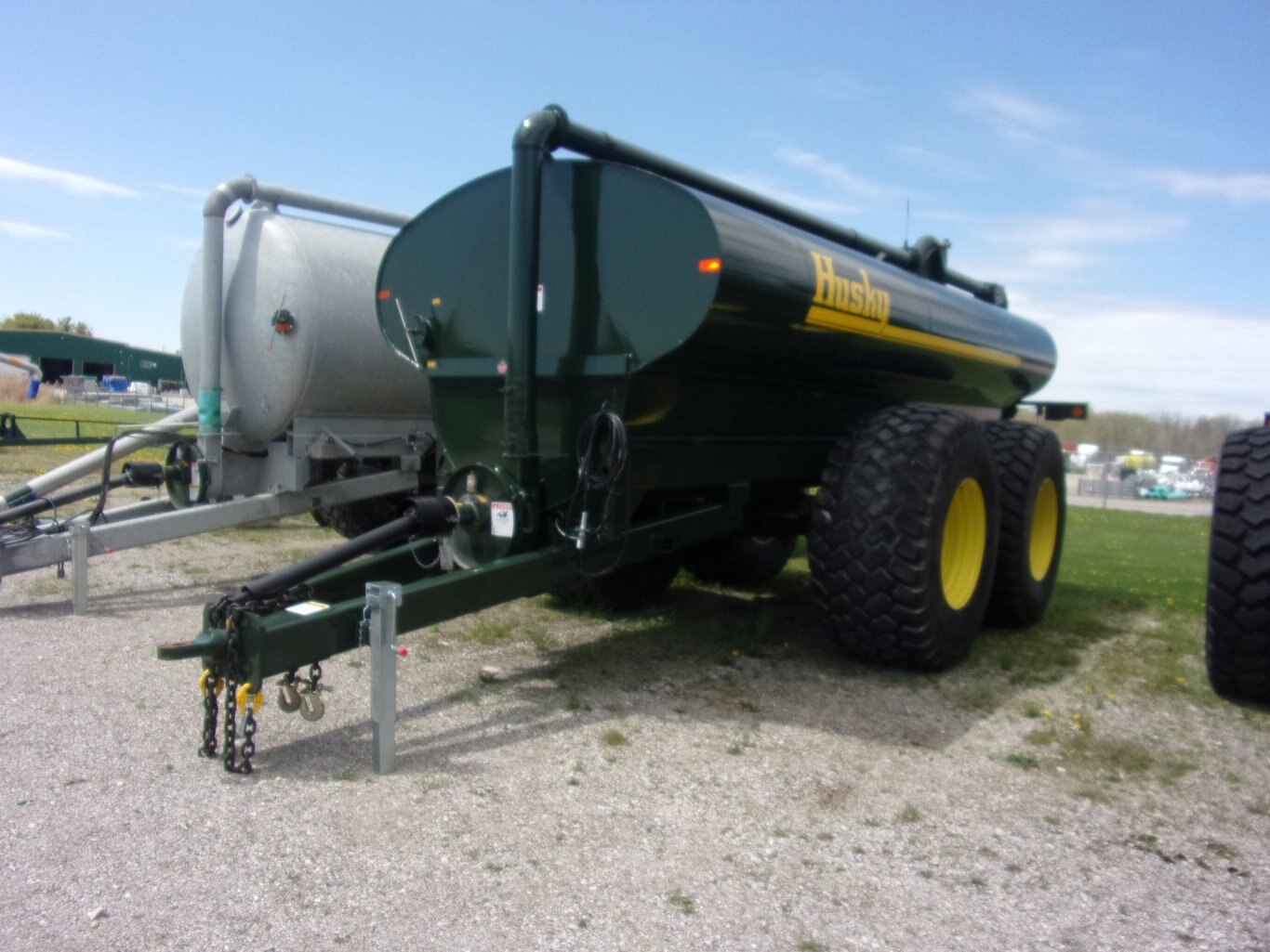 Husky 21500 Liquid Manure Spreader | Embro Farm Systems - Embro Ontario ...