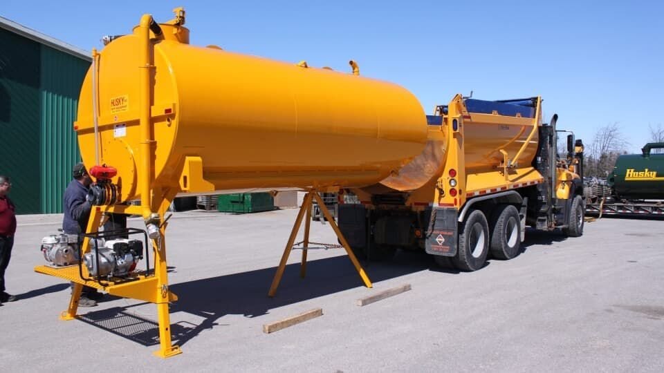 Husky Slide-In Water Tanks | Embro Farm Systems - Embro Ontario, AG ...