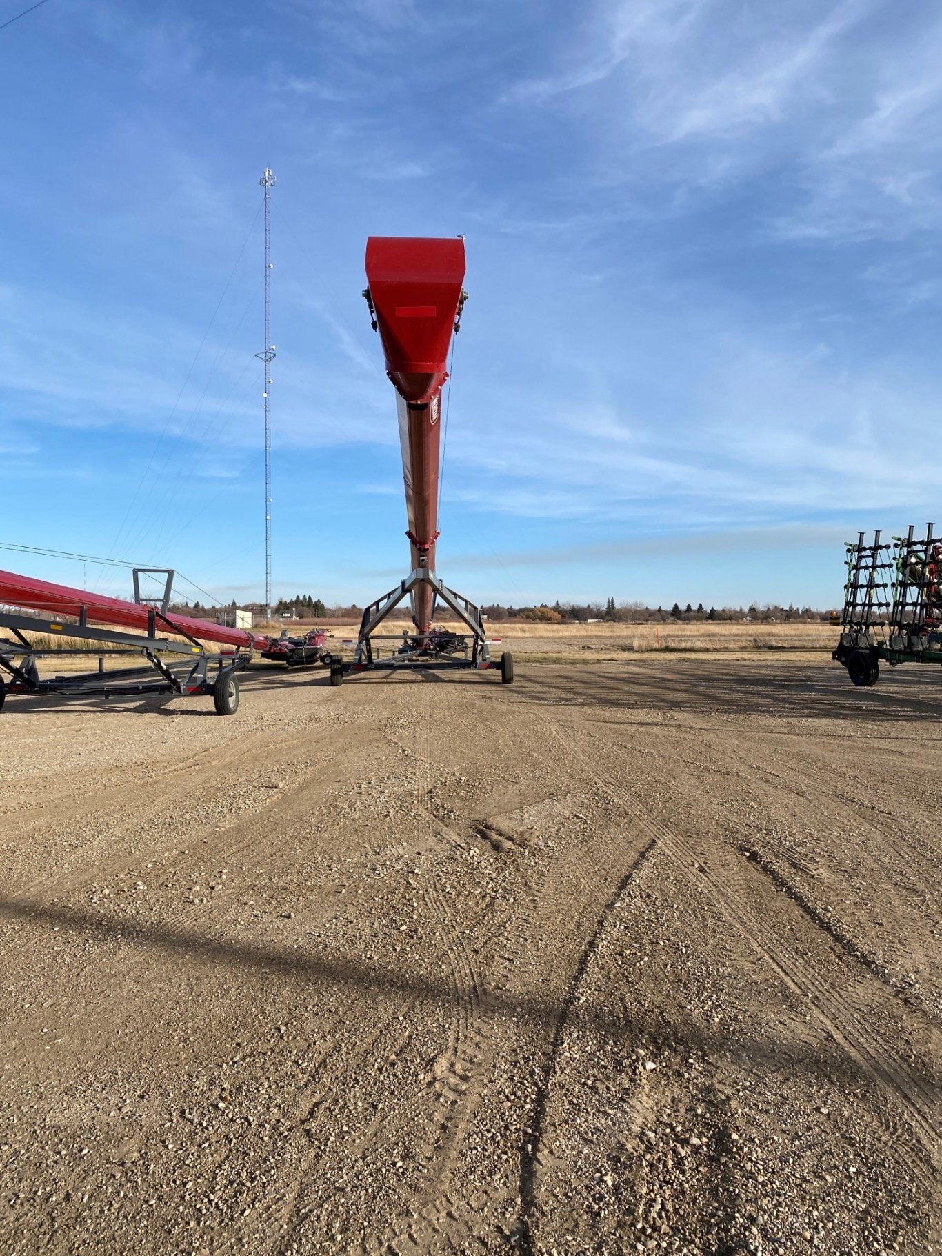 Meridian Bin Load Conveyor 20-100 | Farm Equipment For Sale in Manitoba ...