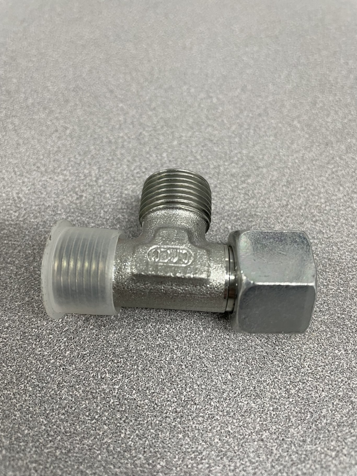 Hydraulic Adjustable L-Union Fitting | 375 4550 | Farm Equipment For ...