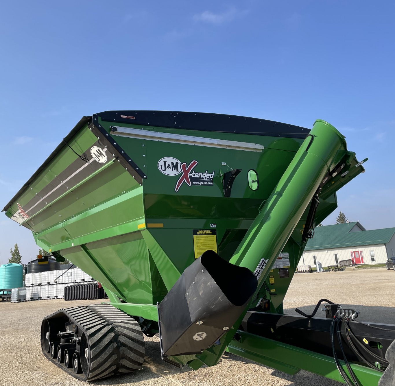J&M Grain Carts for Sale in Manitoba | J and M Grain Carts