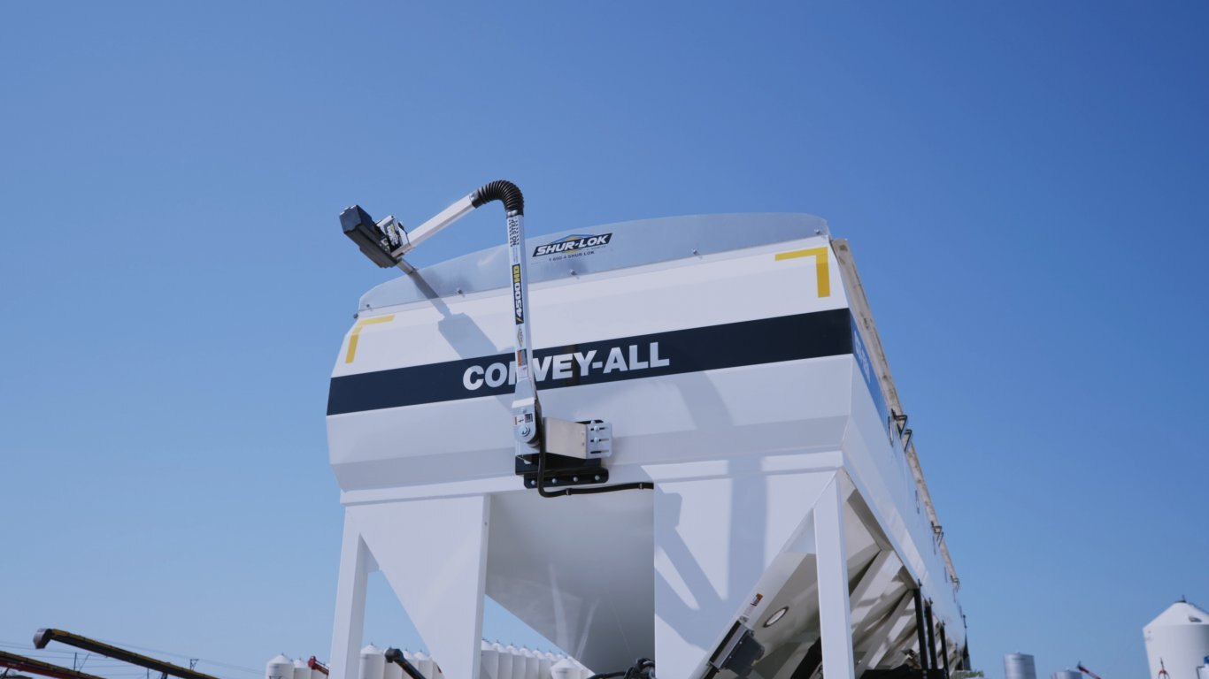 Convey-All CST-1550 Conveyor Unload Seed Tender and Fertilizer ...