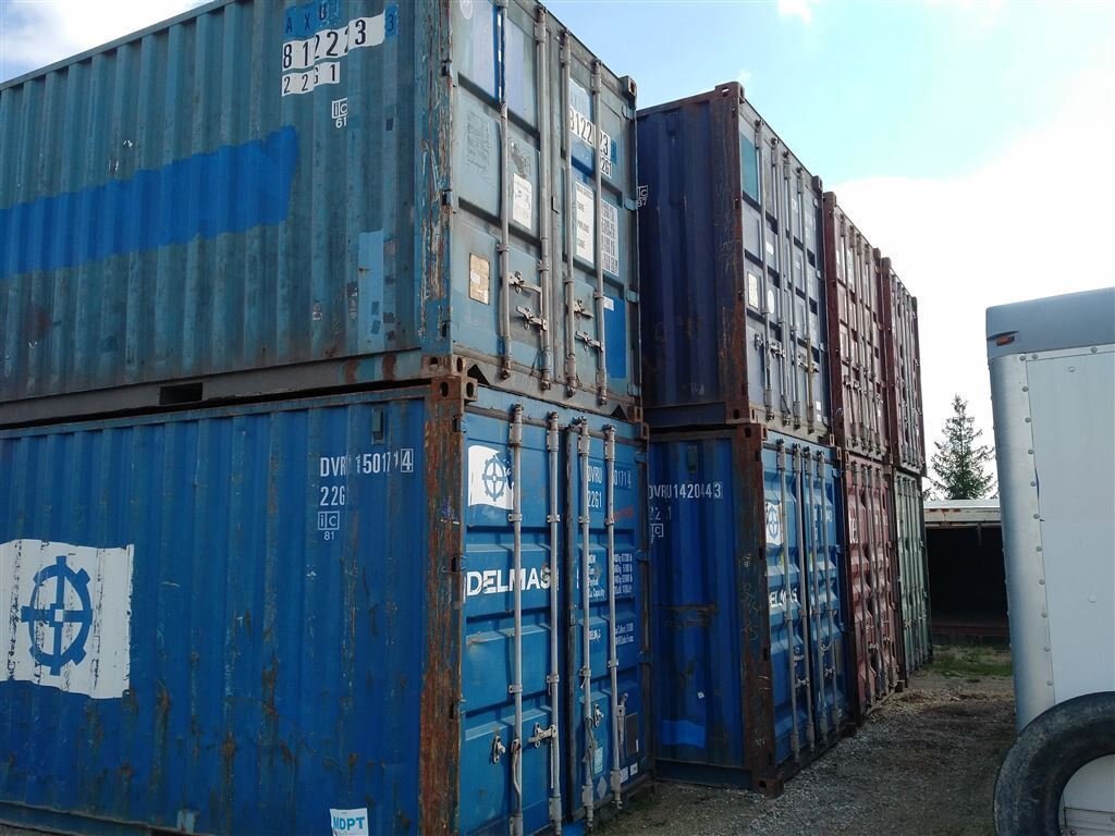 USED 20 FT. CONTAINERS