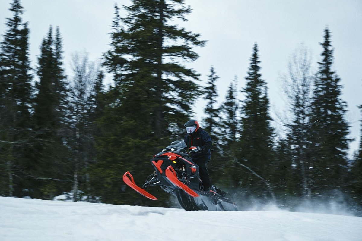 2025 Lynx Xterrain RE