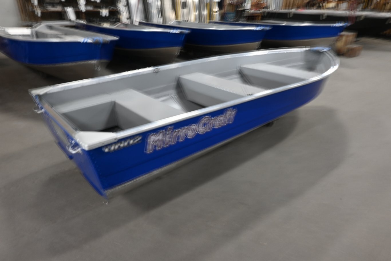 Mirrocraft 4604 UTILITY V SERIES 14\' Resorter | mr09h324, mr10h324 ...