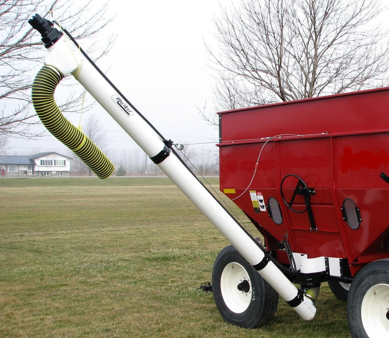 Market Gravity Box Augers | Equipment Ontario | CASE IH MAHINDRA JBC ...