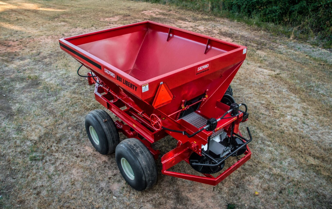 Salford LIBERTY SPINNER SPREADER | Equipment Ontario | CASE IH MAHINDRA ...
