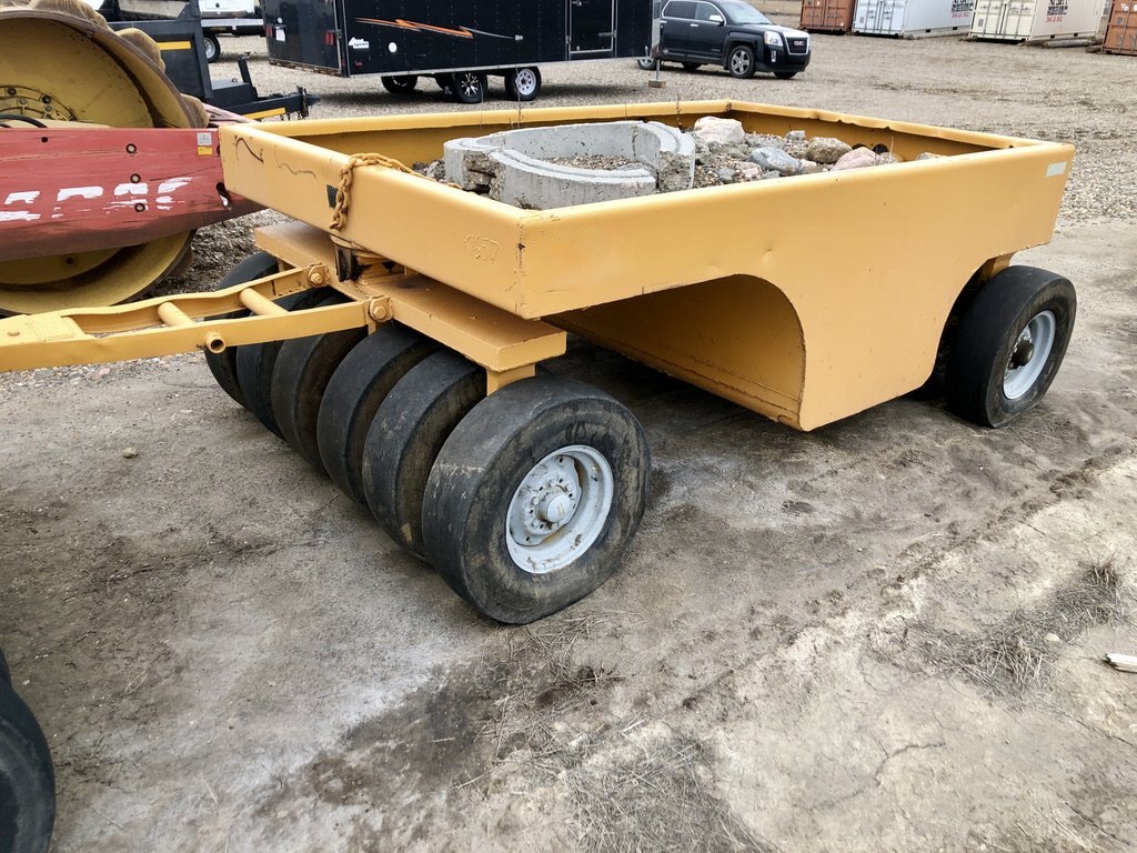13 Wheel Wobbly Roller Packer | Used Heavy Equipment Marketplace