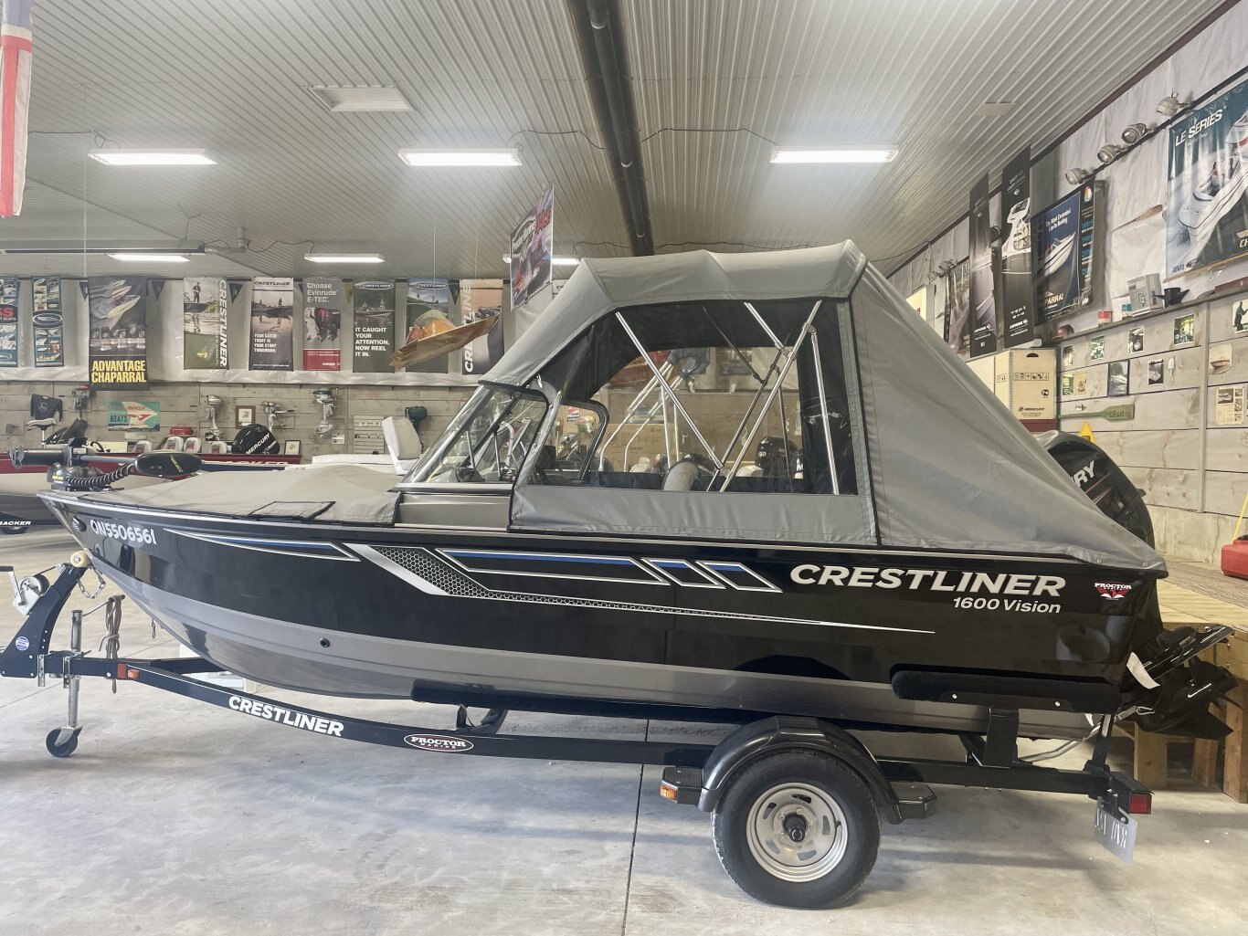 2016 Crestliner 1600 Vision - ONLY 58.8hrs!!! | BRKCR1600V23.08.01 ...