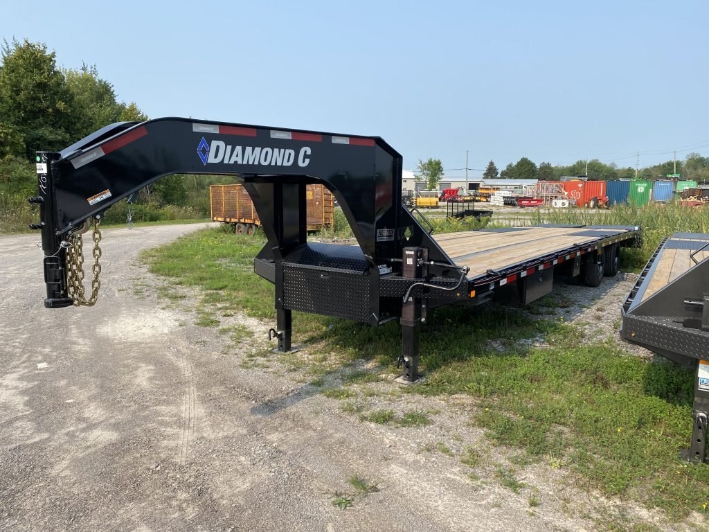 Diamond C 30+5 Gooseneck with 2-16k Axles | FMAX216MR35X102 | Ontario ...