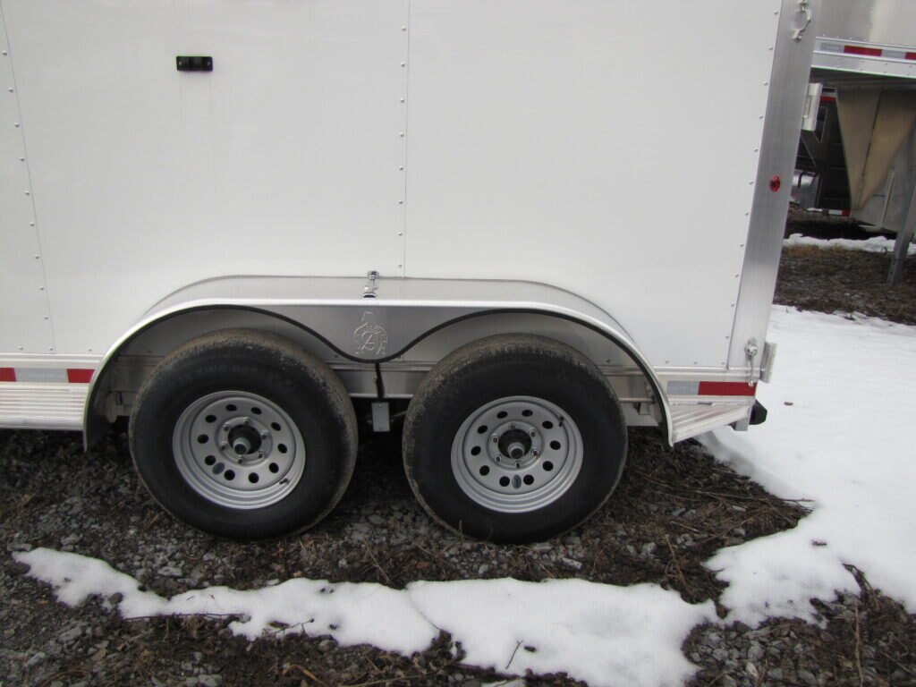 Adams Trailers 2 Horse Slant Load Trailer | Mustang M2040 | Ontario Trailers for Sale: Trailers ...