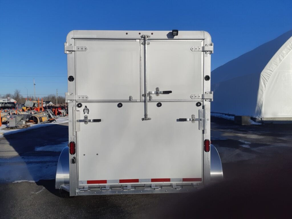 Adams Trailers 14\' 2 Horse Straight Load Trailer | 710AF-DR | Ontario ...