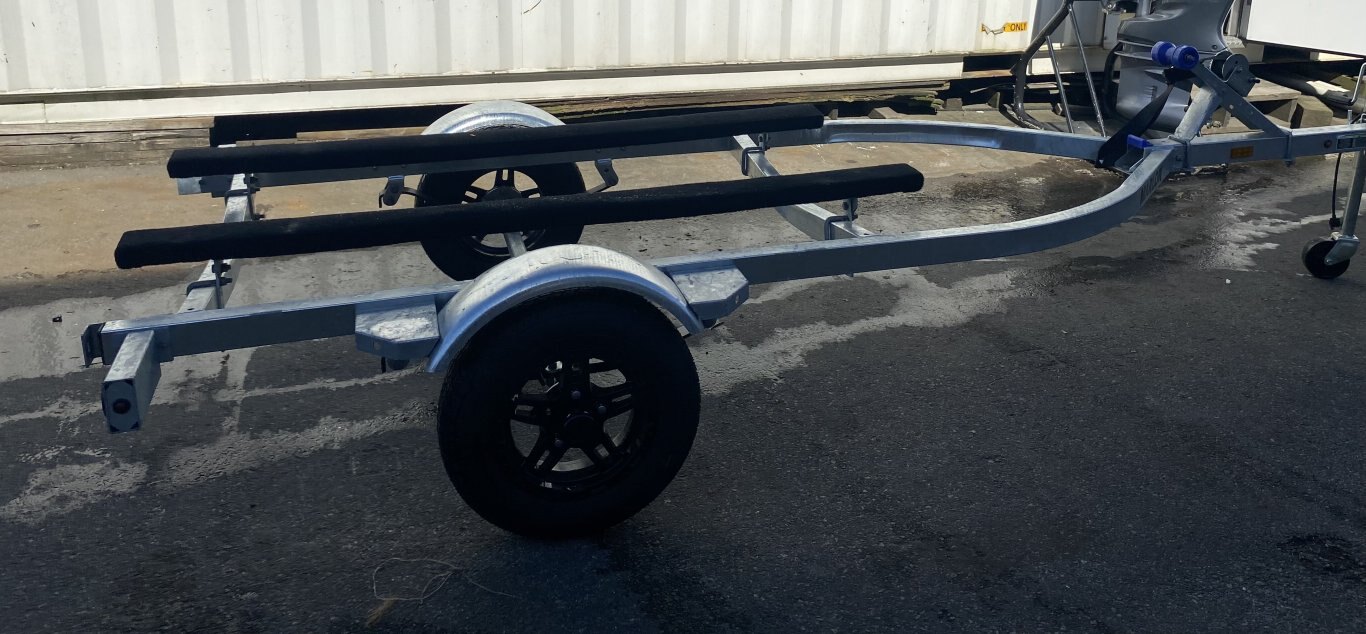 Marlon 1500 Galvanized Watercraft trailer | Home | GA Checkpoint ...