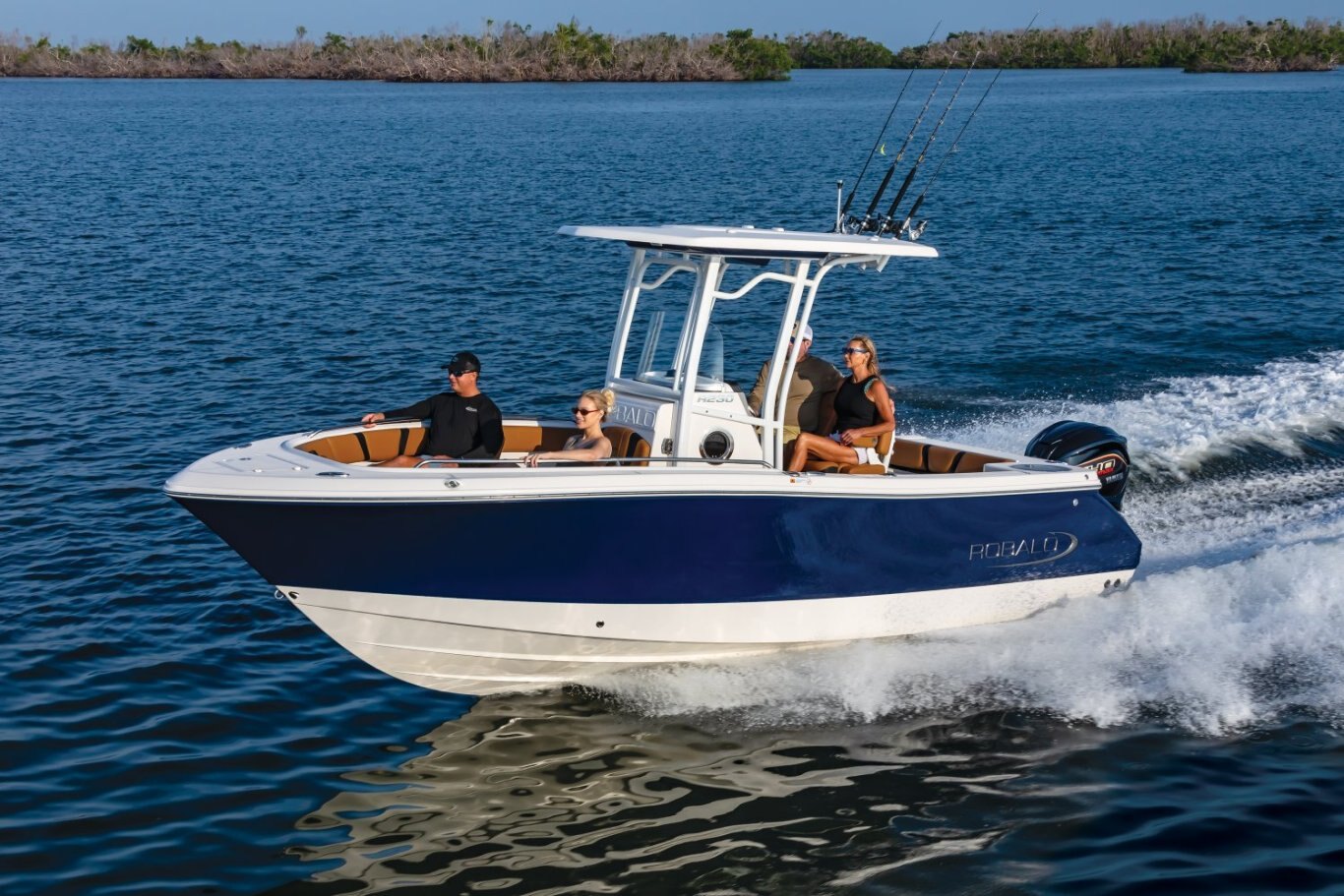 ROBALO | DT Powersports & Marine | Uxbridge, ON | (905) 852-3932