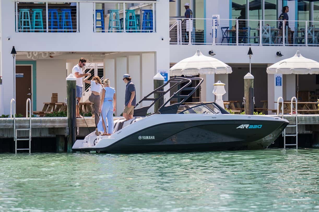 2025 Yamaha AR220 Black | Home | Georgian Bay Yamaha | Victoria Harbour ...