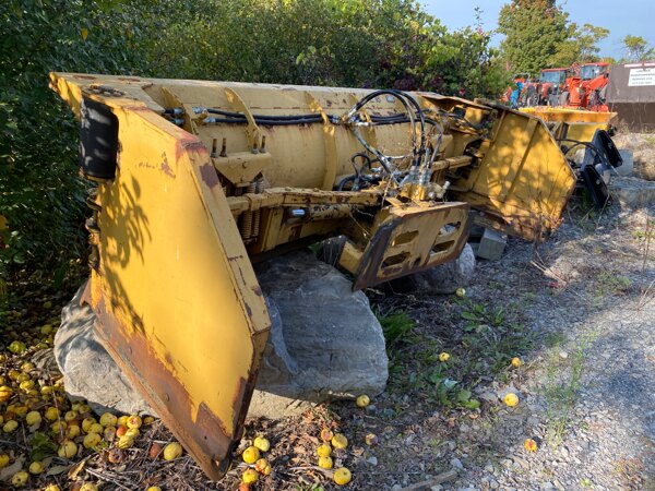 USED INVENTORY - WEAGANT FARM SUPPLIES - BROCKVILLE ONTARIO